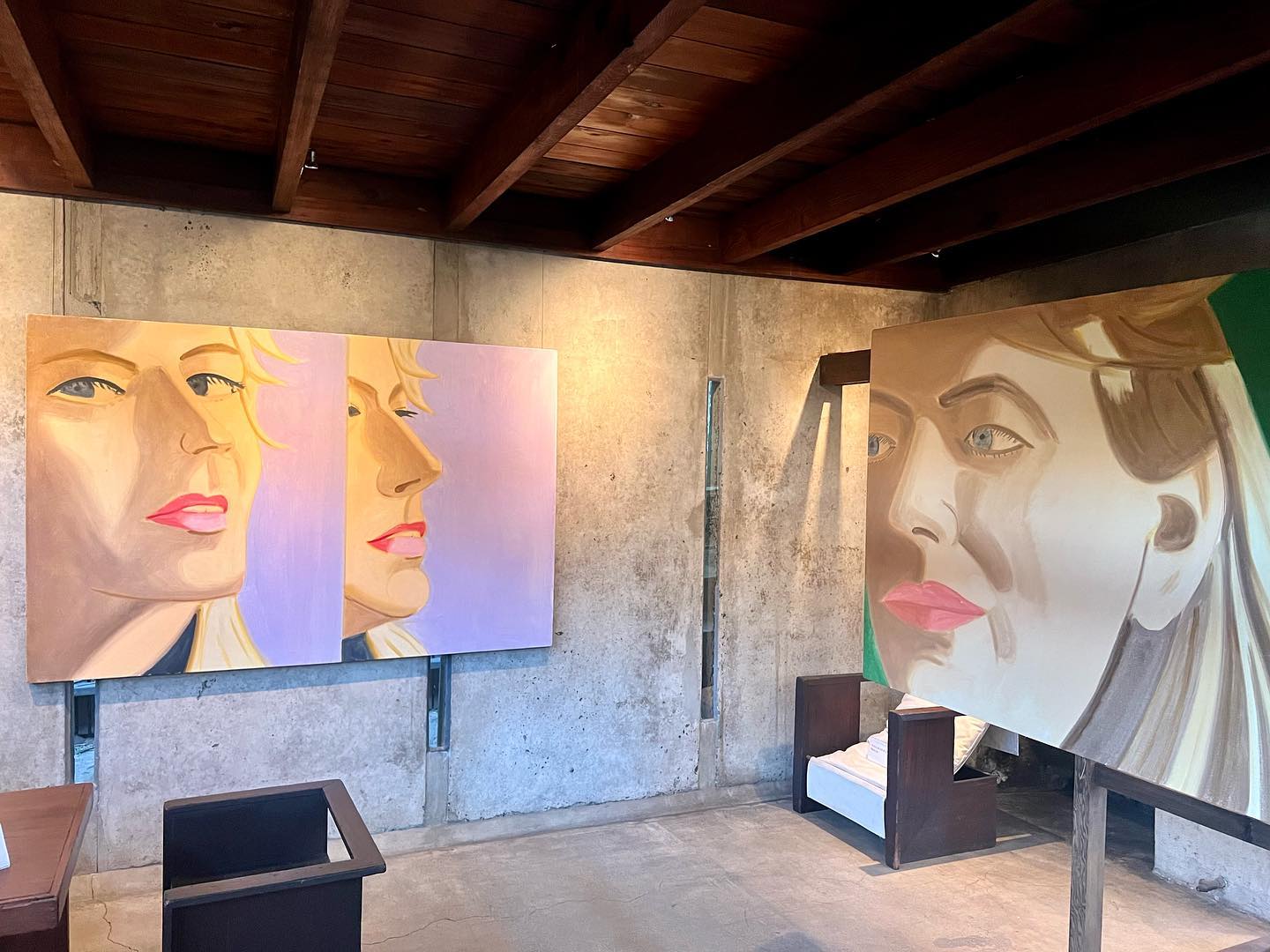 Alex Katz dialogues with Schindler House – ART IS ALIVE