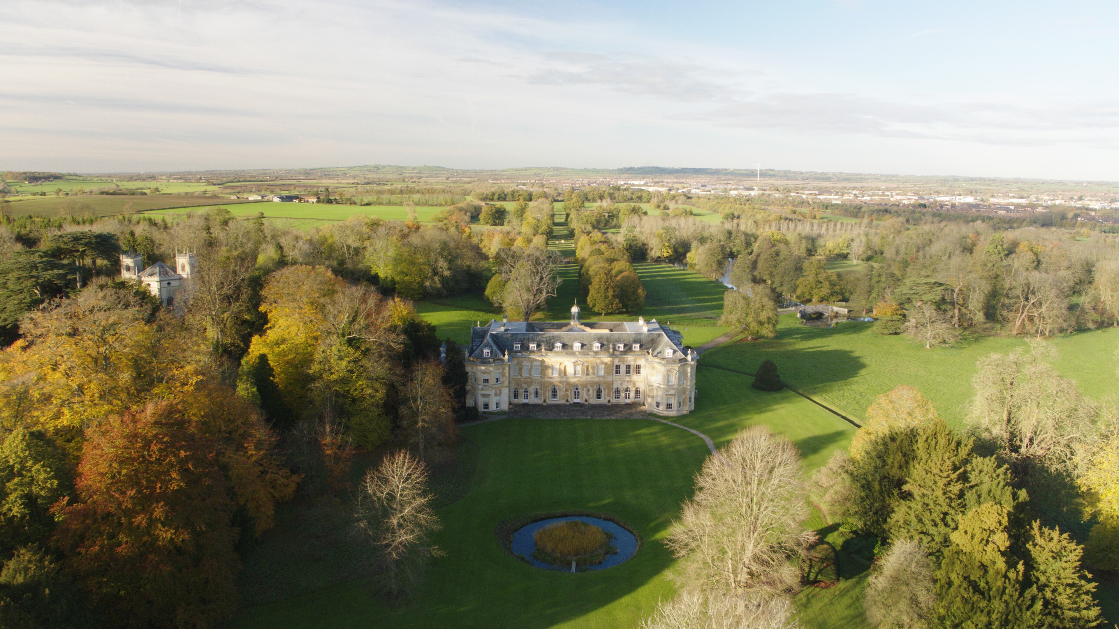 When in England: stay at the exquisite and fascinating Hartwell House ...
